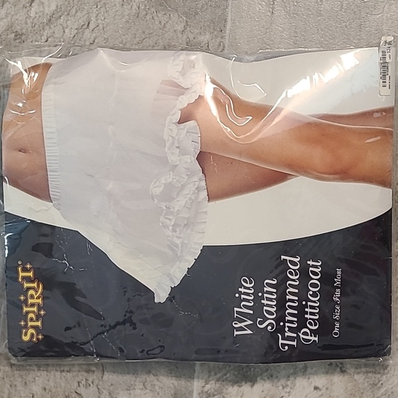 Spirit | Intimates & Sleepwear | Guc White Satin Trimmed Petticoat ...